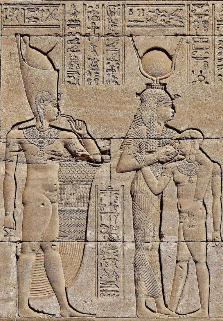 Aprende todo sobre Hathor, una diosa egipcia, su historia y mucho más