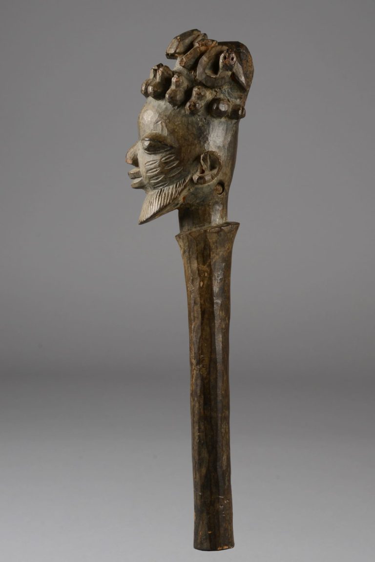 Deidad Eshú: aprende sobre su oración, ofrendas, caminos y mucho más!