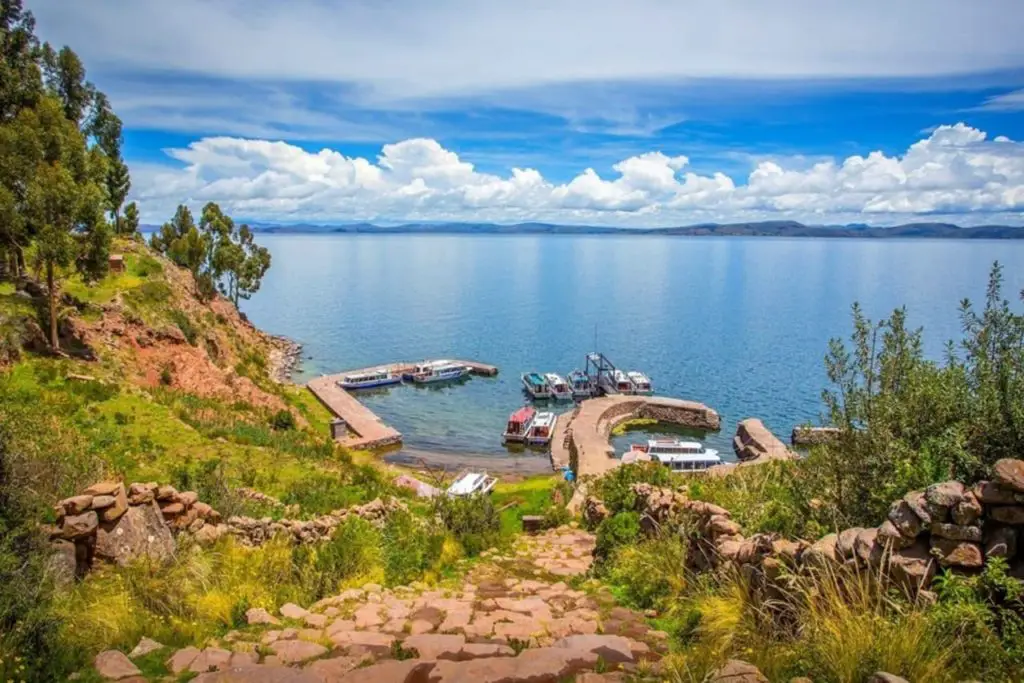 Conoce los templos de la Isla Amantani y su increíble poder místico